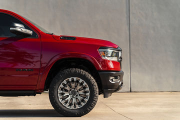 2021 Ram 1500 - Fuel QUAKE - Gray | Wheel Pros
